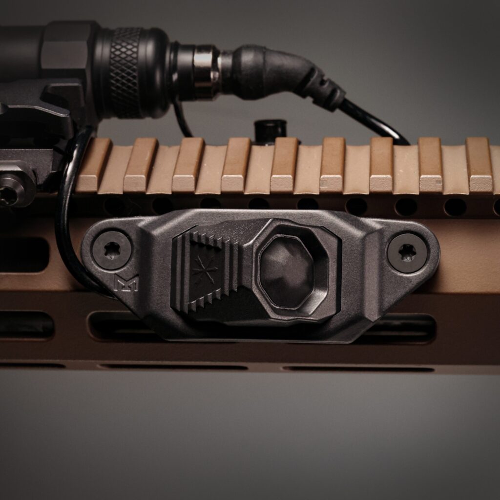 Unity AXON SL M-LOK Mounting Kit - IWI US